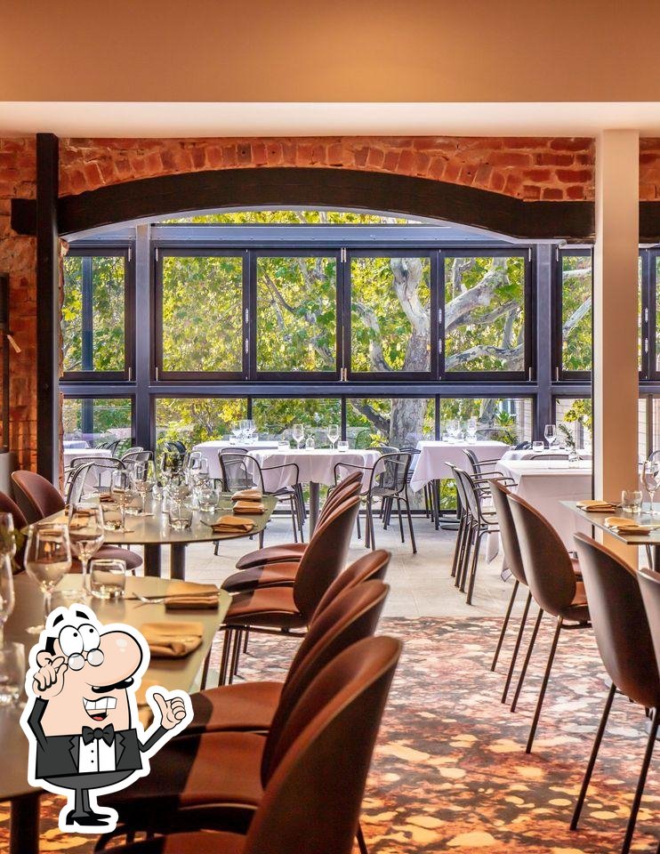 Strathmore Hotel, Adelaide - Restaurant menu, prices and reviews