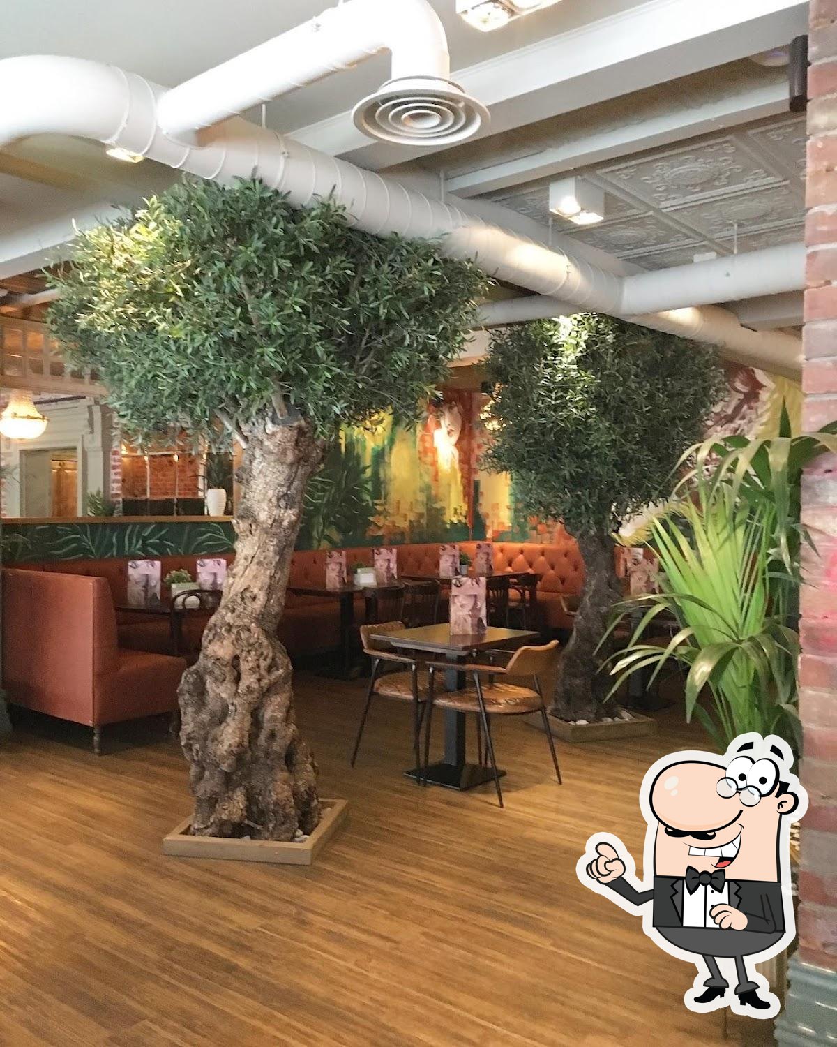 Al Bear, Whitley Bay - Restaurant menu, prices and reviews
