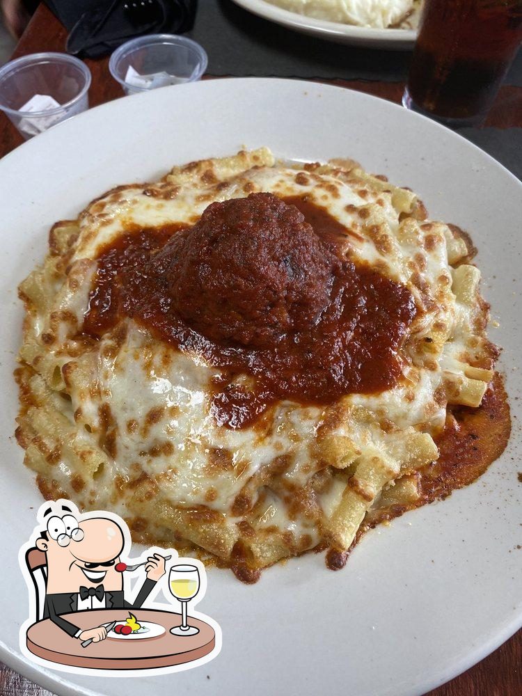 Raphael's, 4572 Clark St in Hamburg - Restaurant menu and reviews