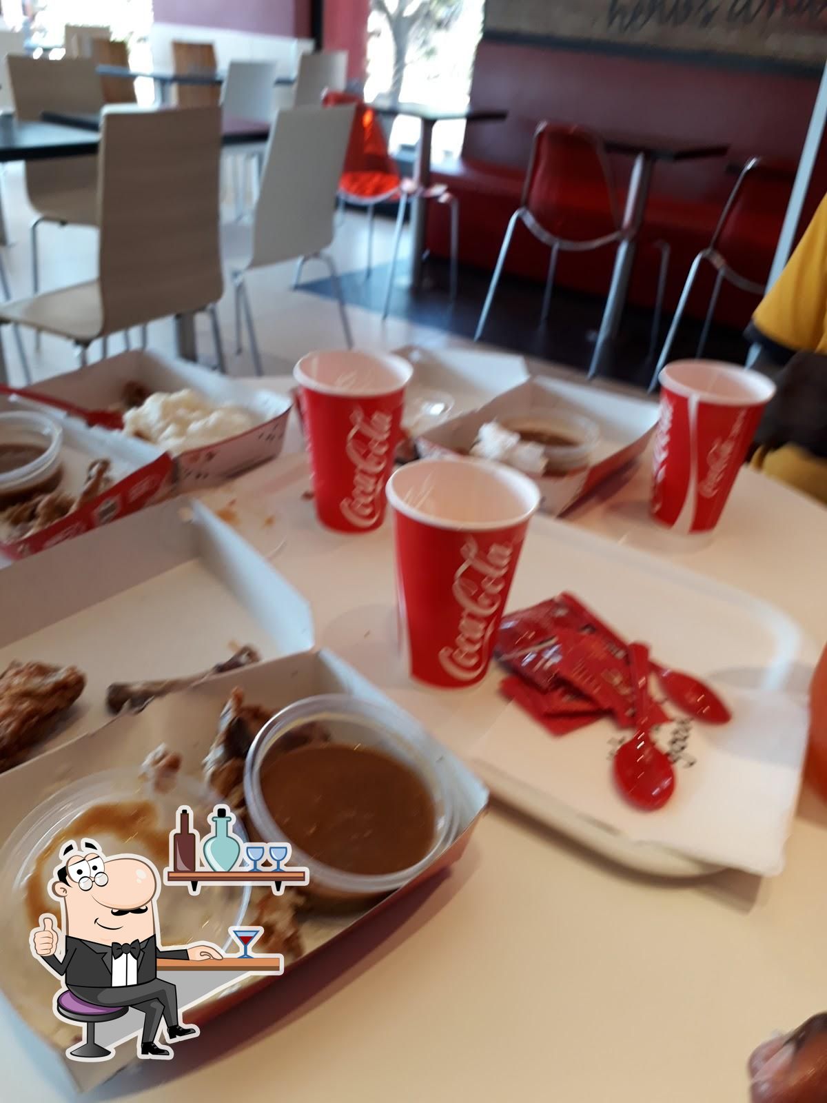 KFC Wonderboom Junction restaurant, Pretoria, Lavender Rd W ...