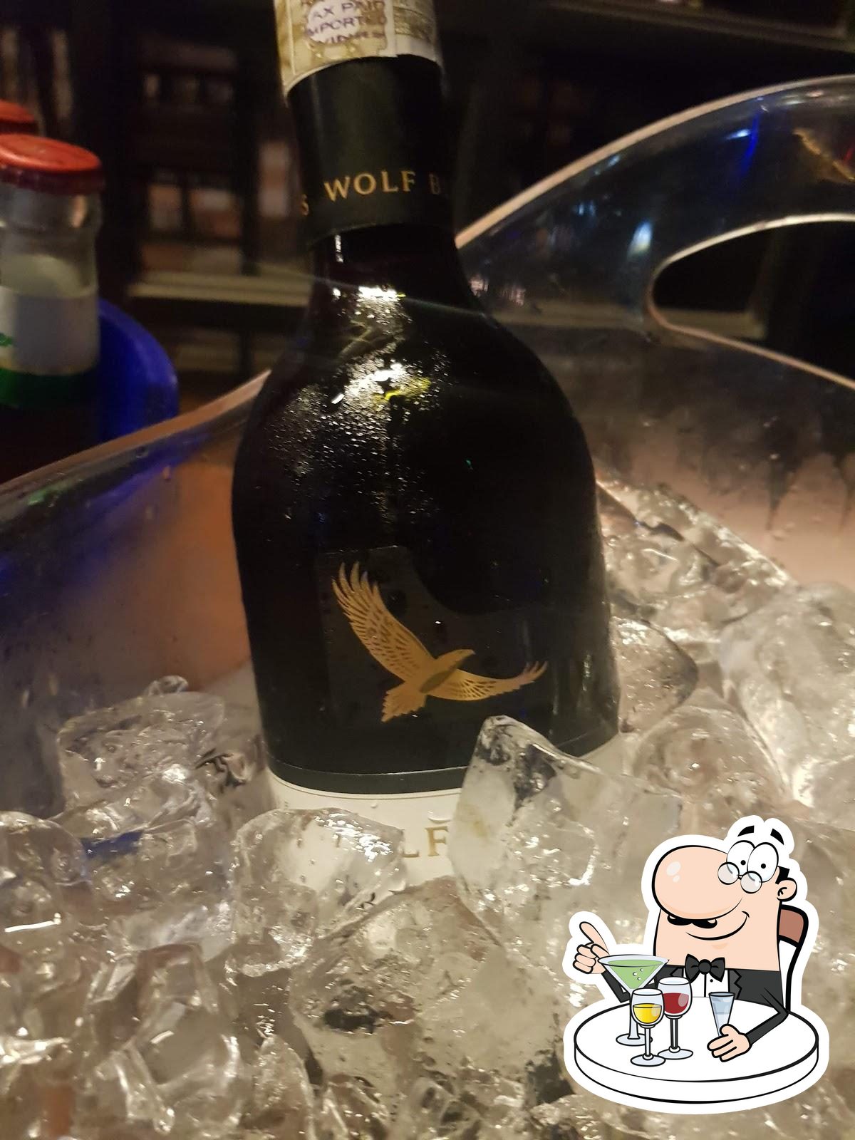 Carmelo's Sports Bar, Dasmariñas - Restaurant reviews