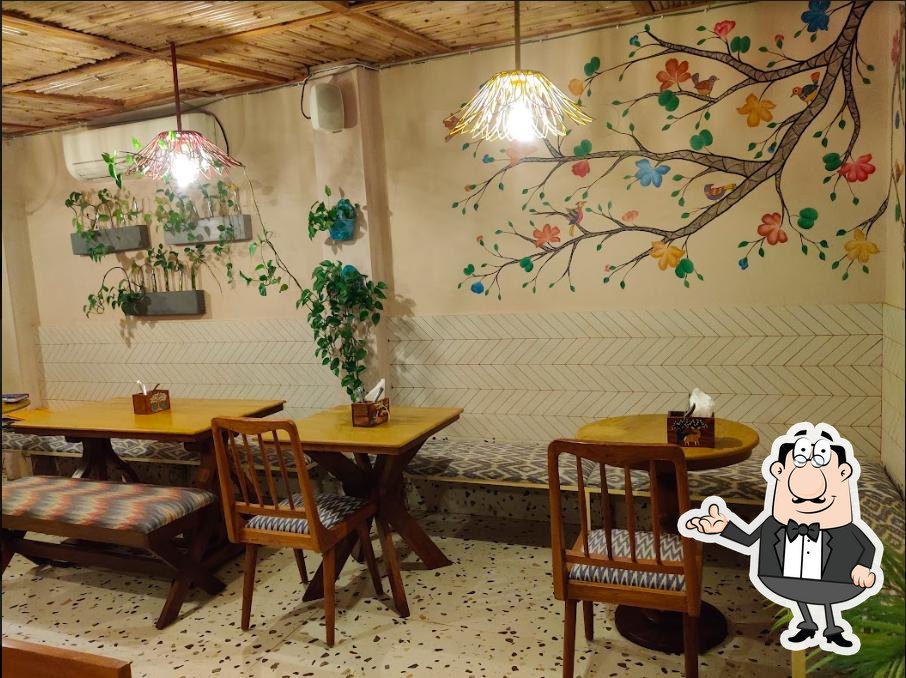 The Potbelly Rooftop Cafe, New Delhi - Restaurant menu, prices and reviews