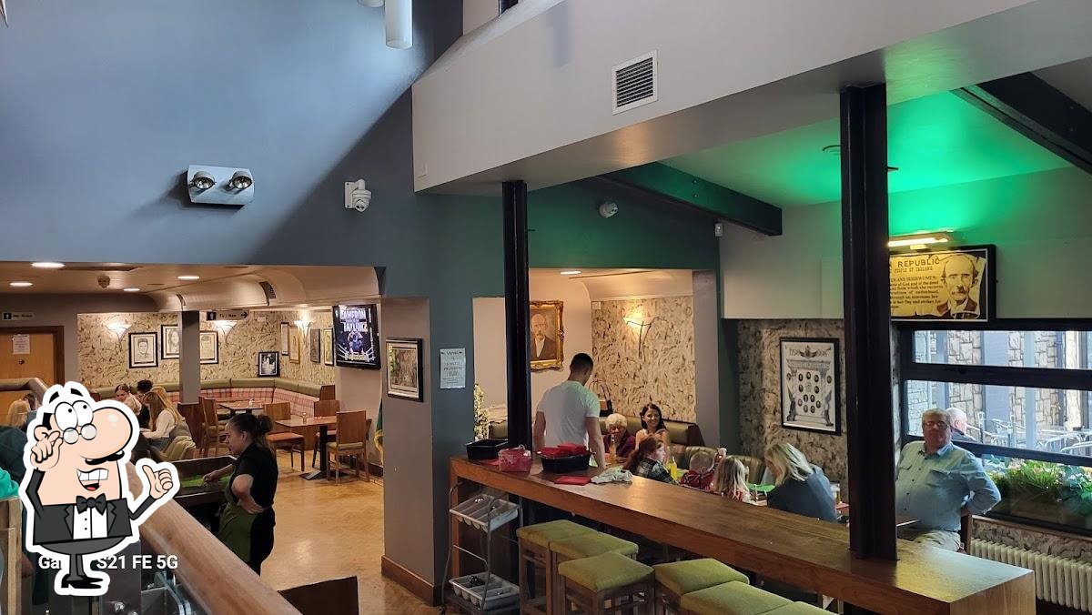 Felons Club, Belfast - Restaurant menu, prices and reviews