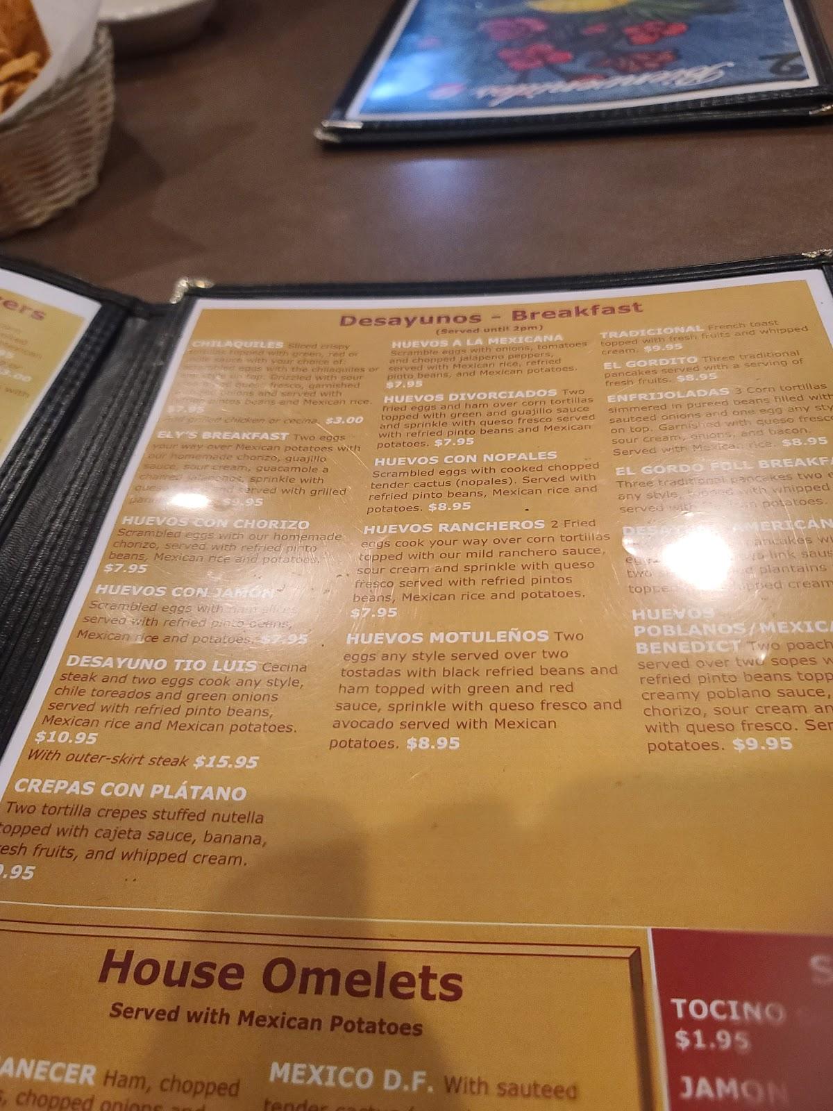 Menu at Tio Luis Tacos restaurant, Chicago