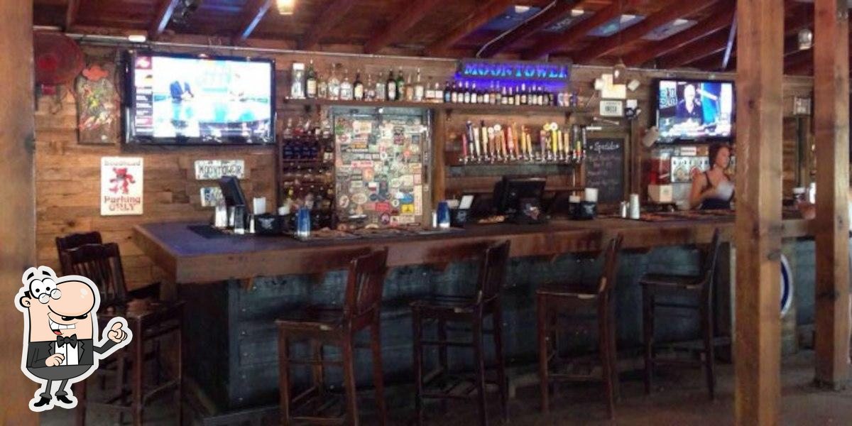 Moontower Saloon in Austin - Restaurant menu and reviews