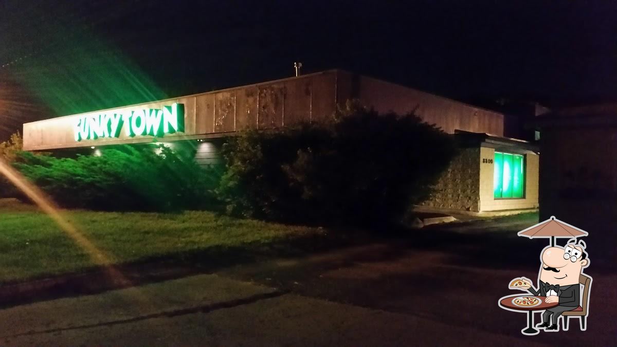Funky Town KC, Kansas City - Restaurant menu, prices and reviews