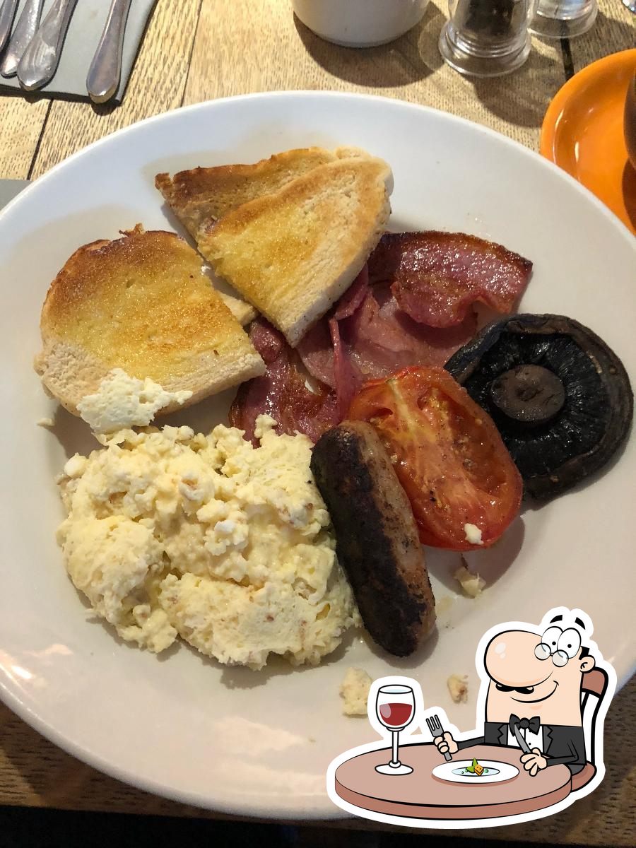 The Tollgate Inn in Holt - Restaurant reviews