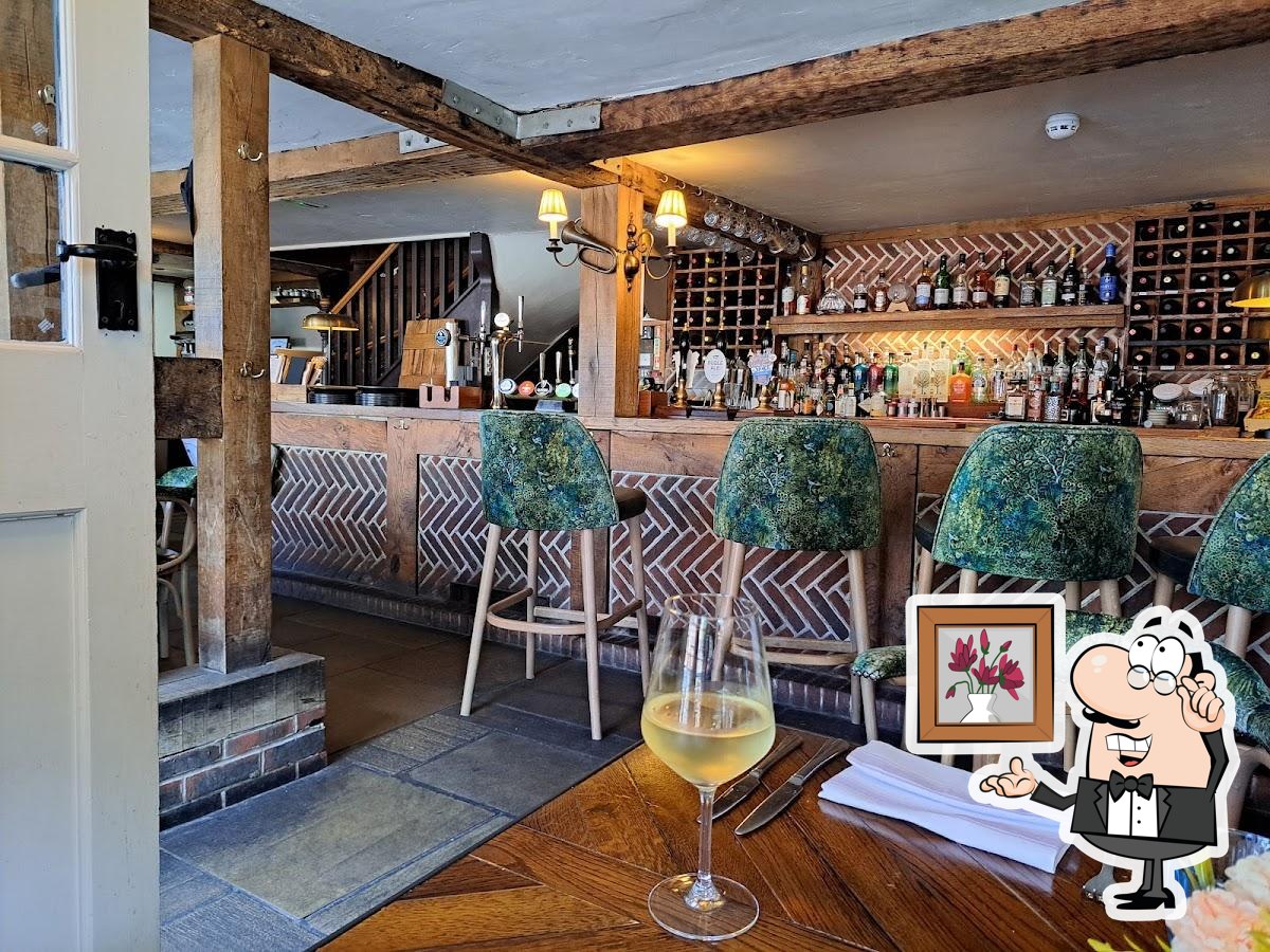 The Bugle Hamble, Southampton - Restaurant menu, prices and reviews