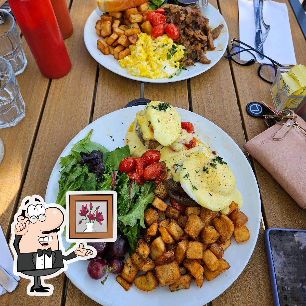 Eggstatic Toronto, Toronto - Restaurant menu, prices and reviews