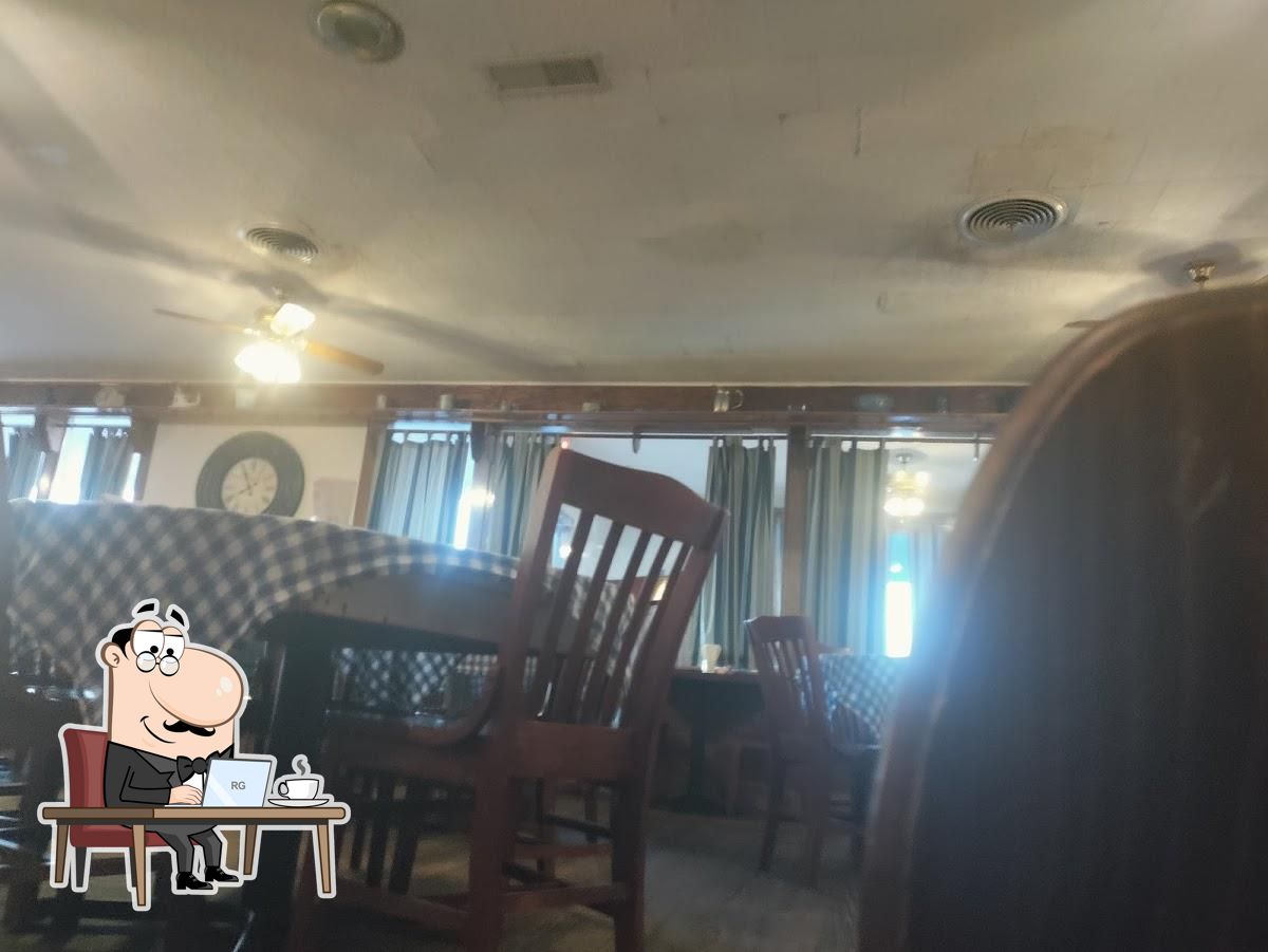 Blue Springs Cafe, Highland - Restaurant menu, prices and reviews