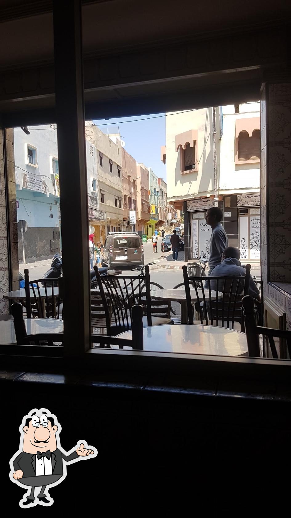 Café El Fnideq, Dcheira El Jihadia - Critiques de restaurant