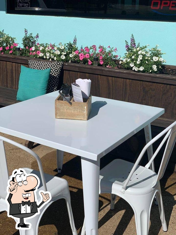 Uptown Downtown, Ruston - Restaurant menu, prices and reviews