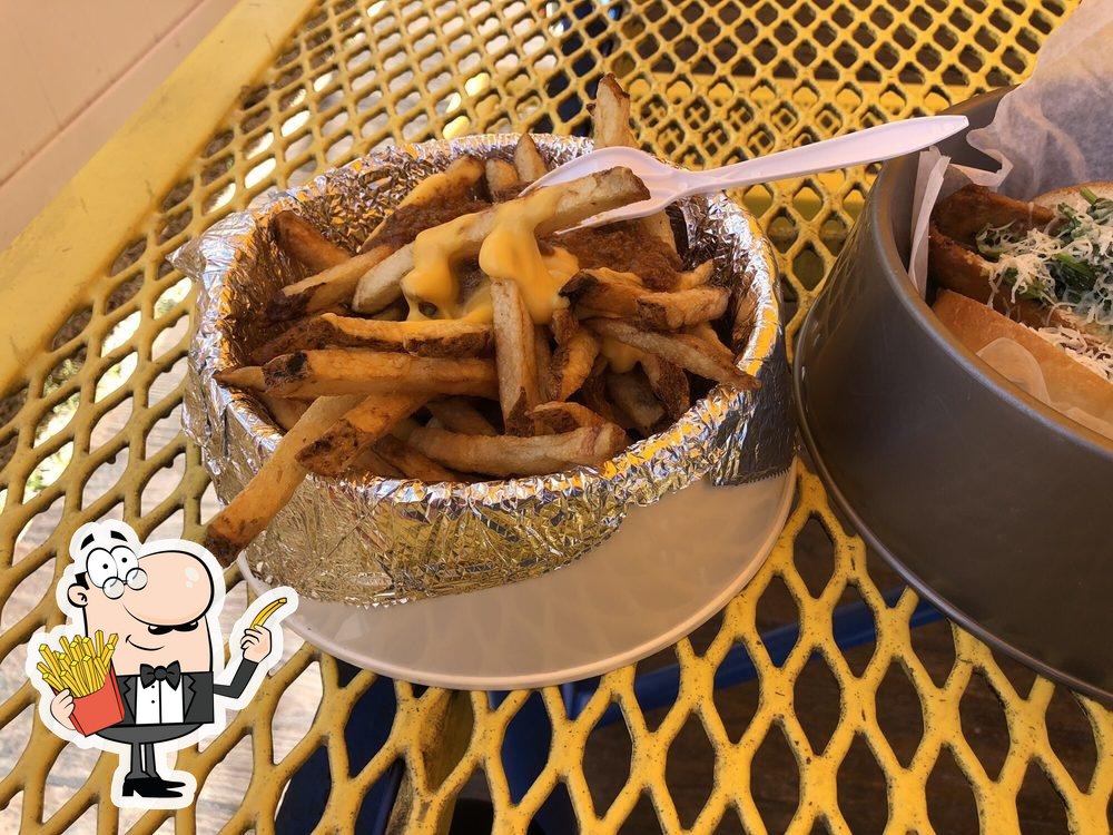 Maui's Dog House in North Wildwood - Restaurant menu and reviews