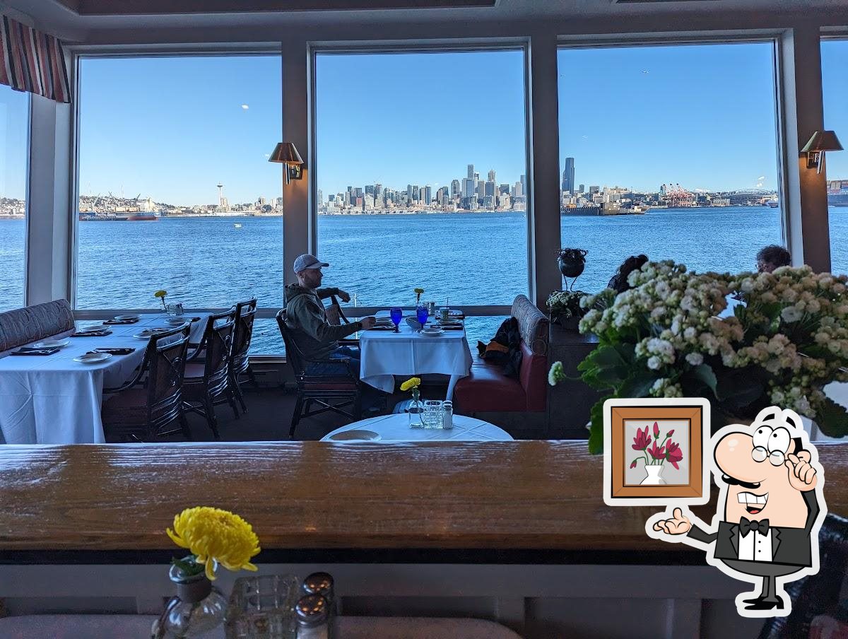 Salty's on Alki Beach, Seattle - Restaurant menu, prices and reviews