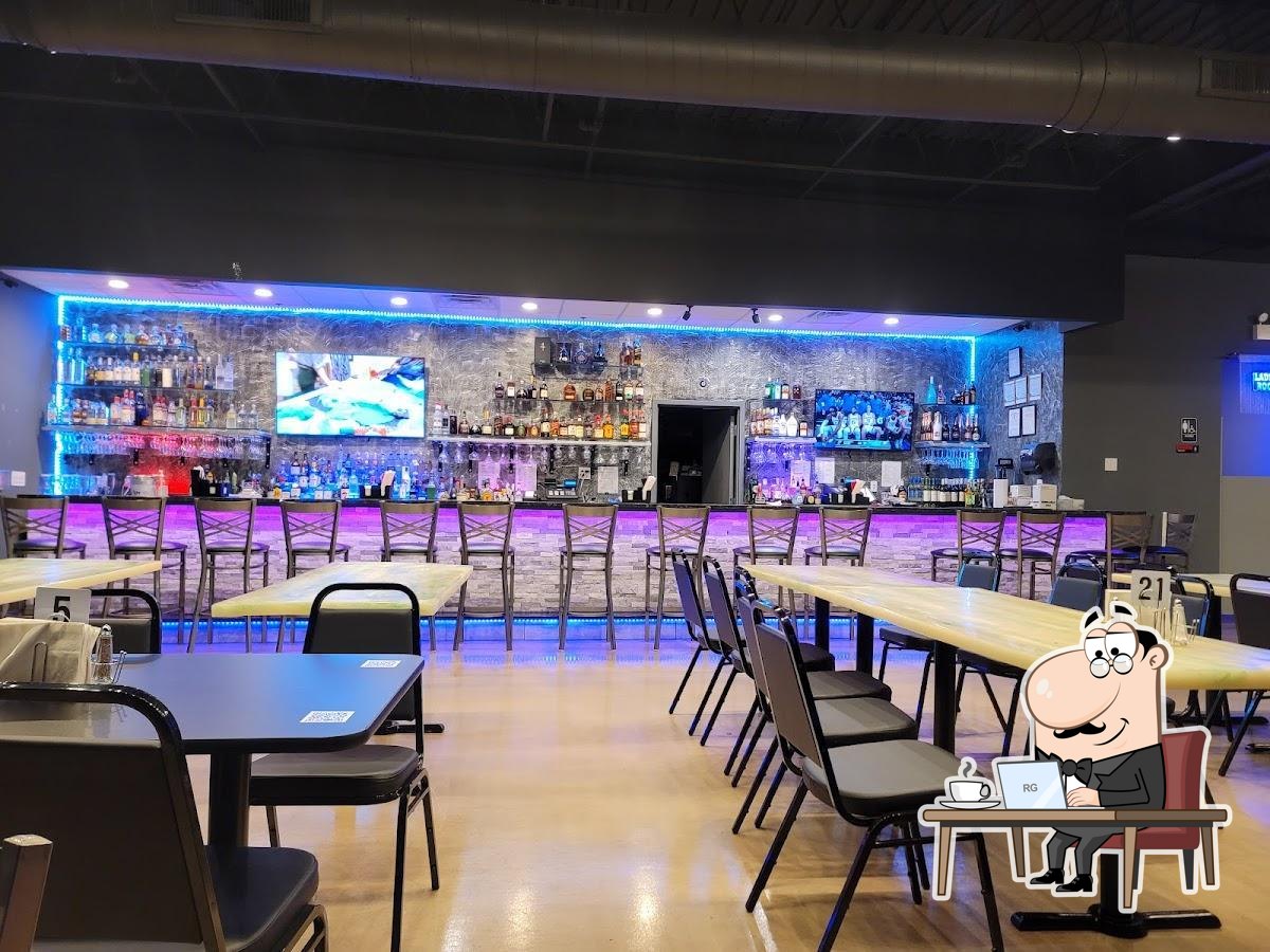 Platinum Club and Bar, Chicago - Restaurant menu, prices and reviews