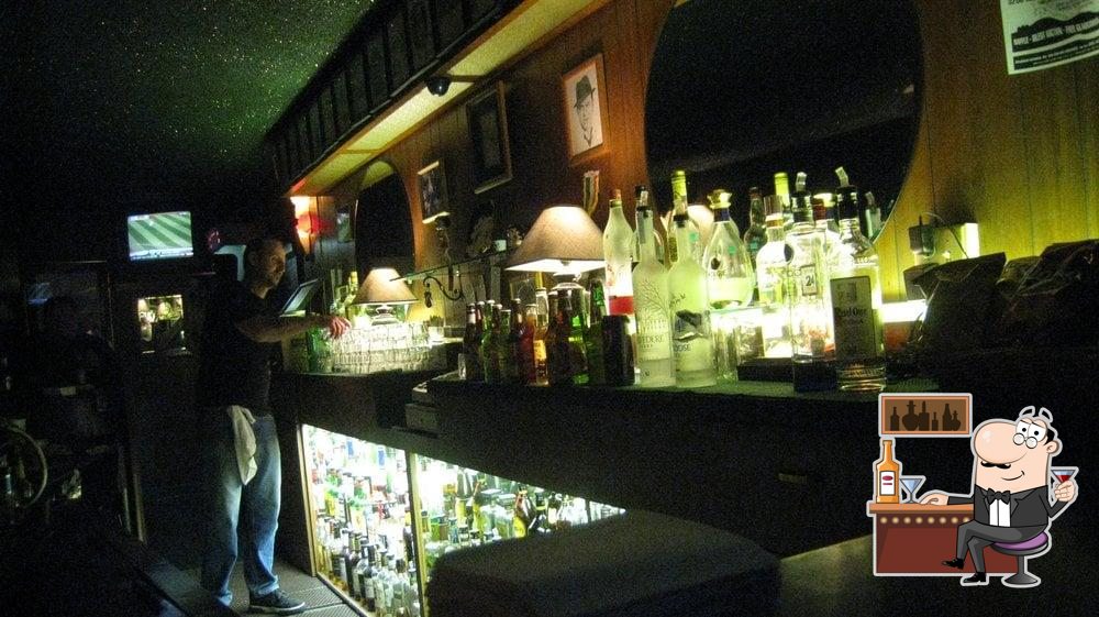 Club Tee Gee in Los Angeles - Restaurant reviews