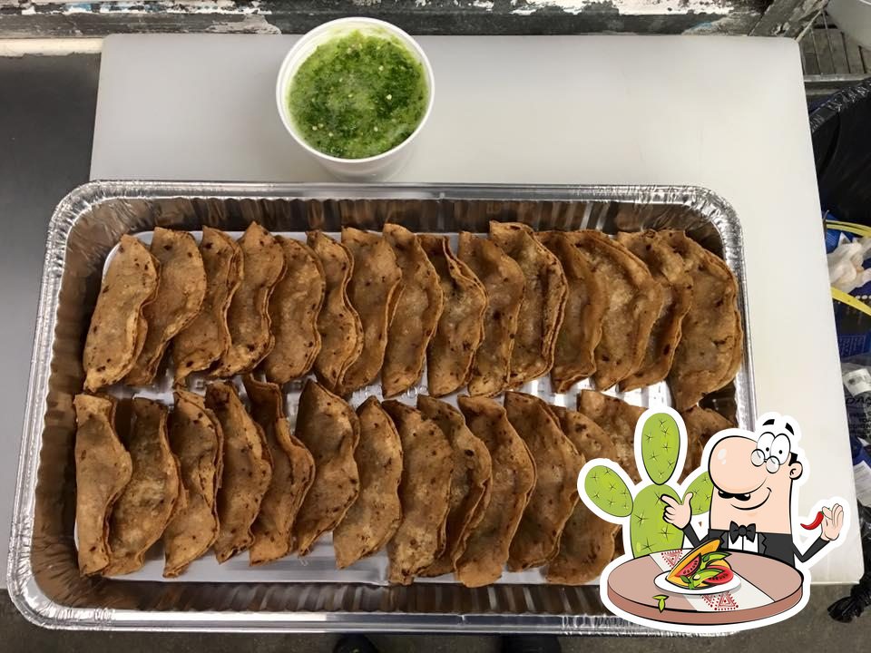 Centro Botanero in Los Angeles - Restaurant menu and reviews