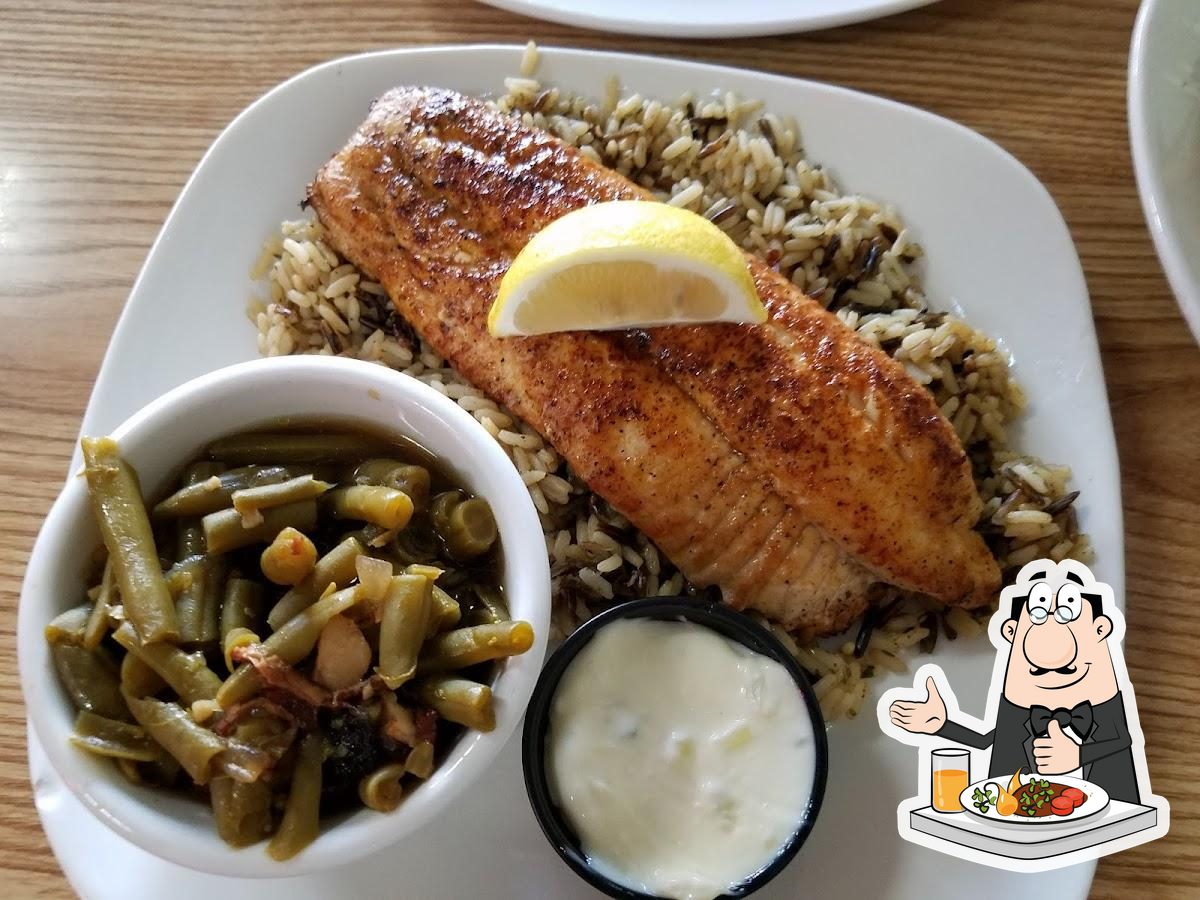Paw Paws Catfish House in Bastrop - Restaurant menu and reviews