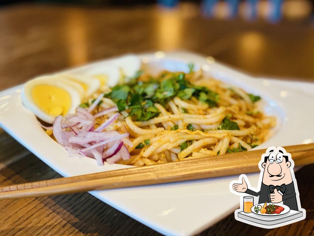 Top Burmese Bistro Royale in Beaverton - Restaurant menu and reviews