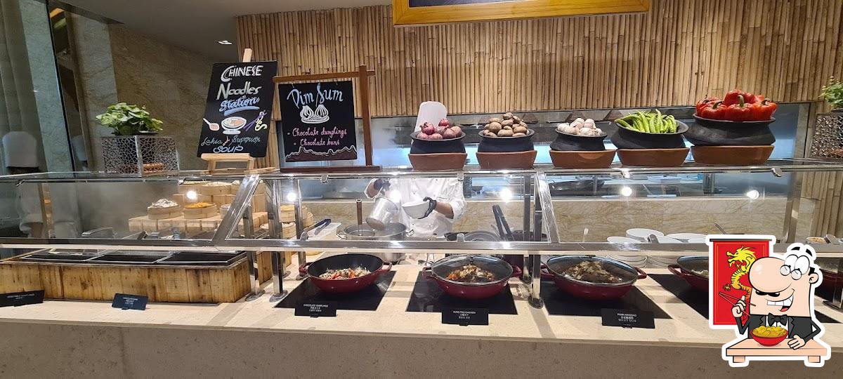 Fresh International Buffet restaurant, Parañaque, Entertainment ...