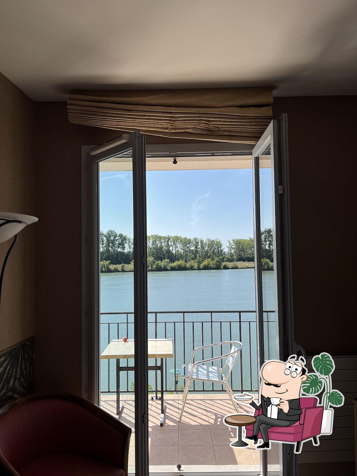 Hôtellerie Beau Rivage, Condrieu - Menu du restaurant, prix et avis