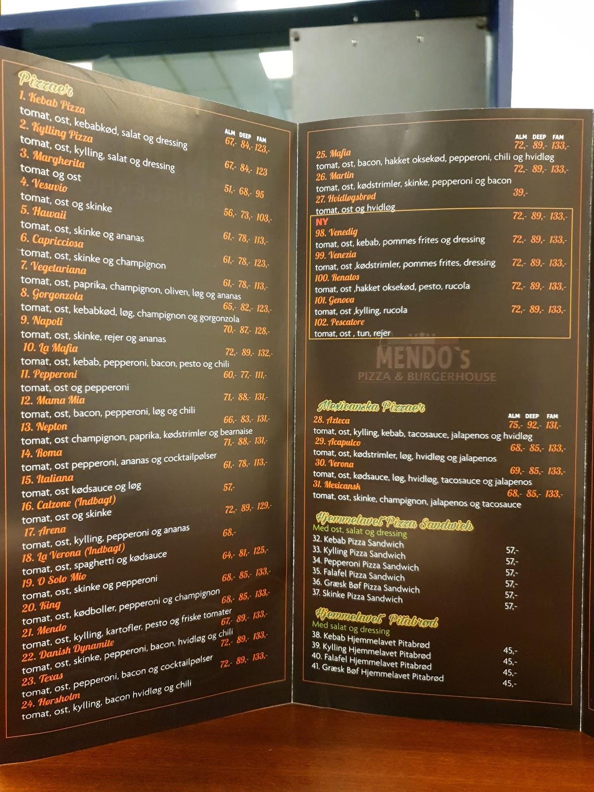 Menu at Mendo's pizzeria, Hørsholm