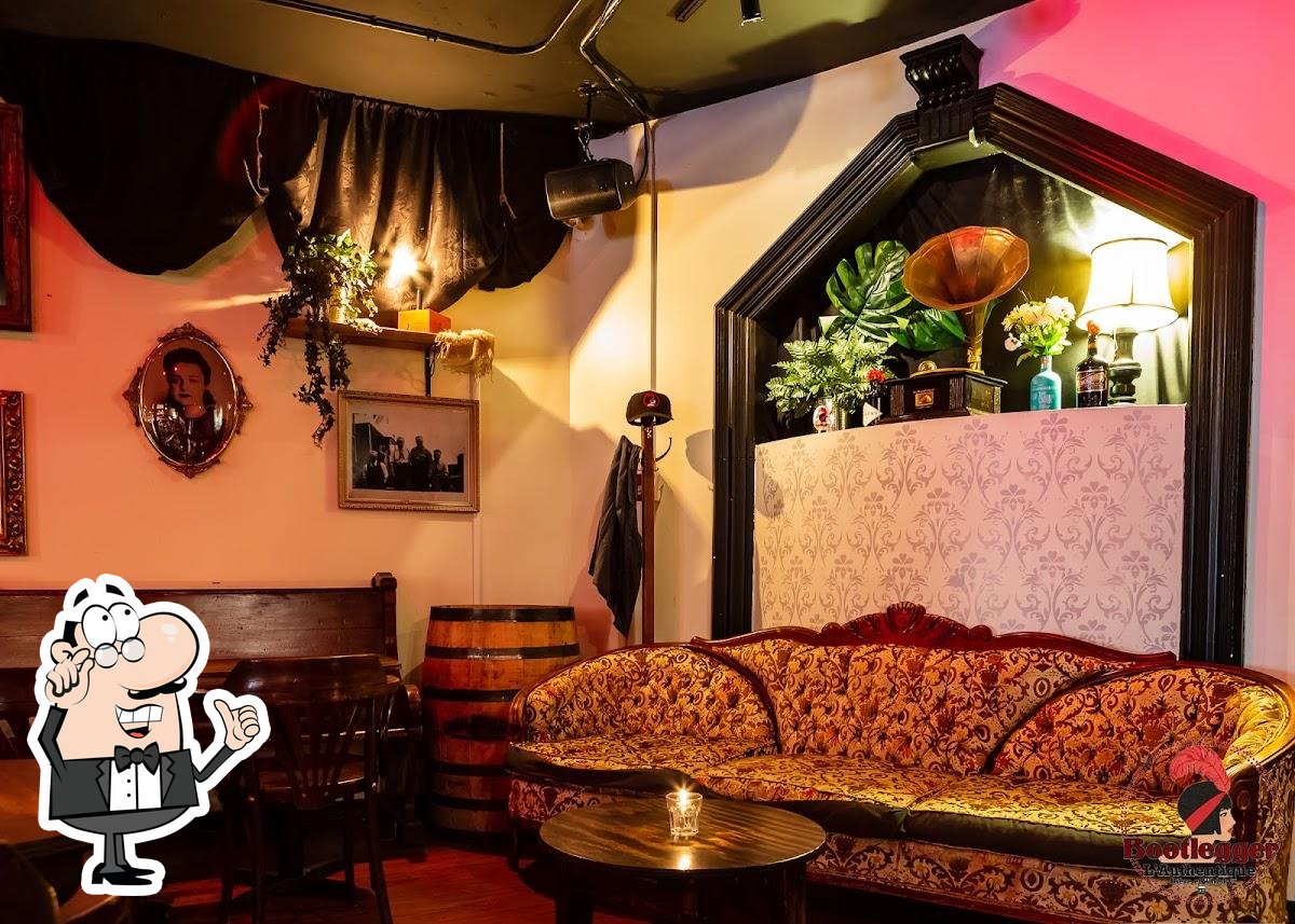 Bootlegger cocktail bar & cuisine in Montréal - Restaurant menu and reviews