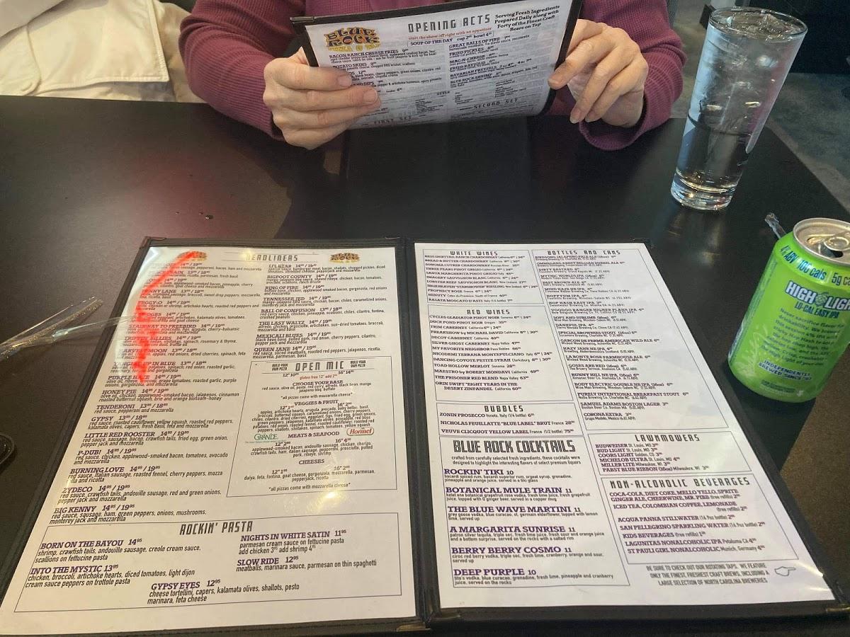 Carta del pub y bar Blue Rock Pizza & Tap, Greensboro