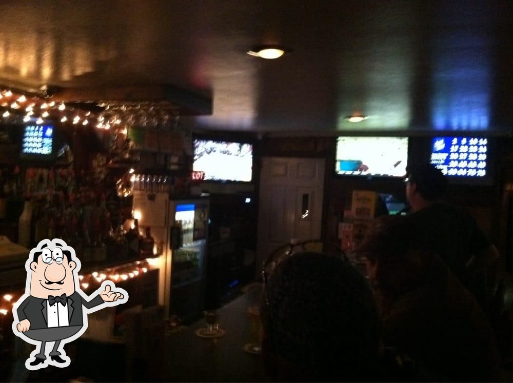 The Roadhouse - Budweiser in Pleasant Valley - Restaurant reviews