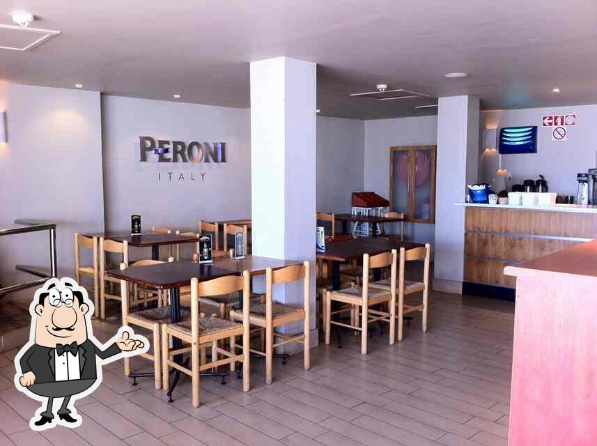 The Blue Peter Hotel pub & bar, Cape Town - Restaurant menu and reviews