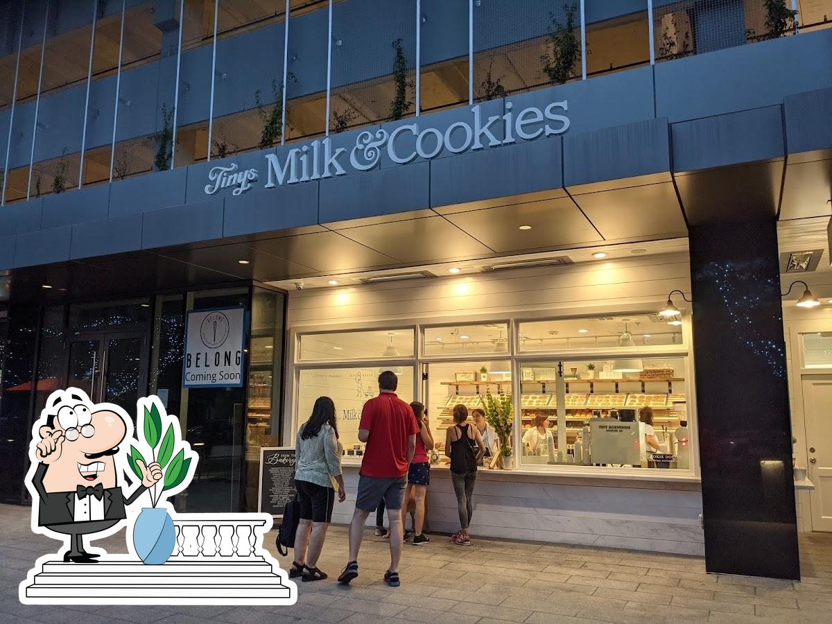 Tiny's Milk & Cookies Memorial, 9655 Katy Fwy in Houston - Restaurant ...