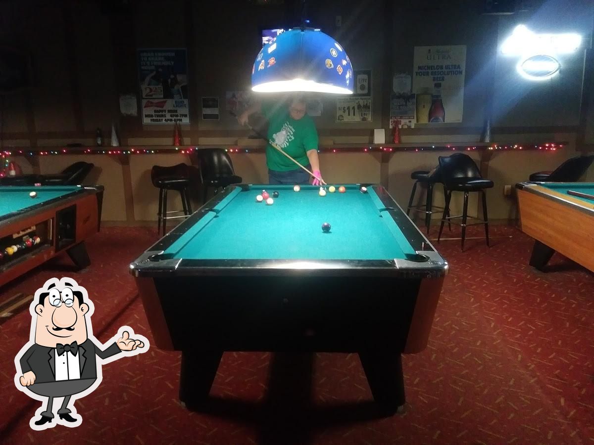 Hideout Lounge in Berwyn - Restaurant reviews