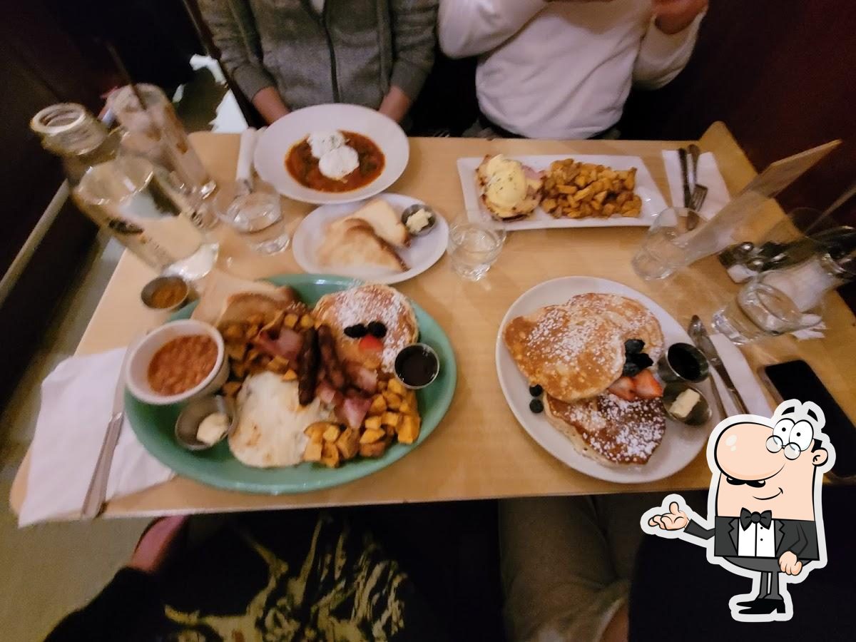 The Senator, Toronto, Dundas - Restaurant menu, prices and reviews