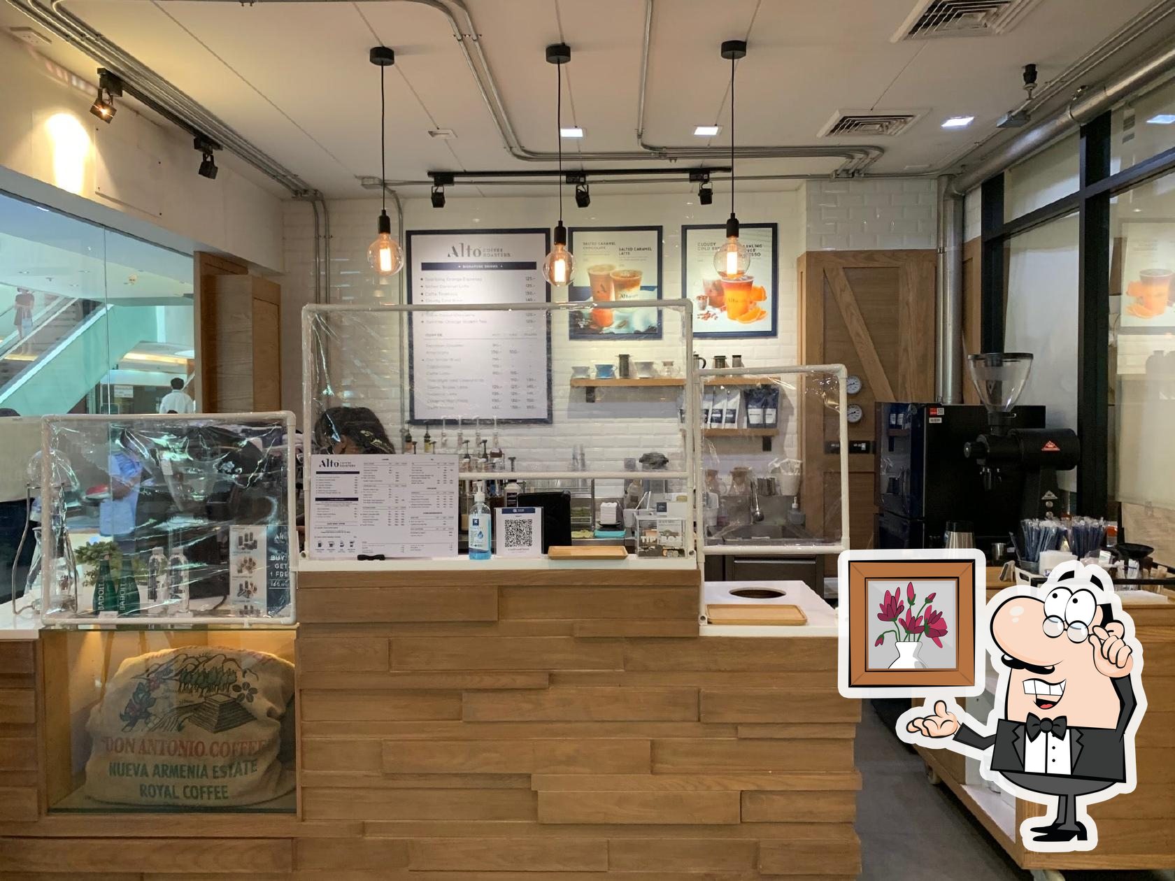 Café Alto Coffee Roasters (Ploenchit Center), Bangkok, 2 ถนน สุขุมวิท ...