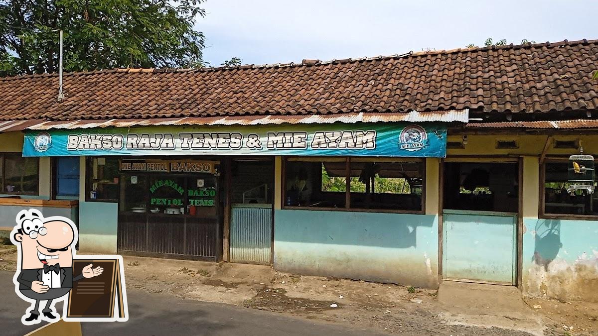 Fast Food Restaurant, Gunggungan Lor