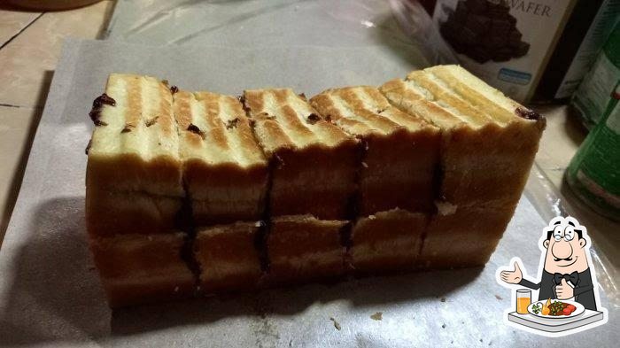 Roti bakar, burger dan jus DAFADEZA, Meulaboh - Restaurant reviews