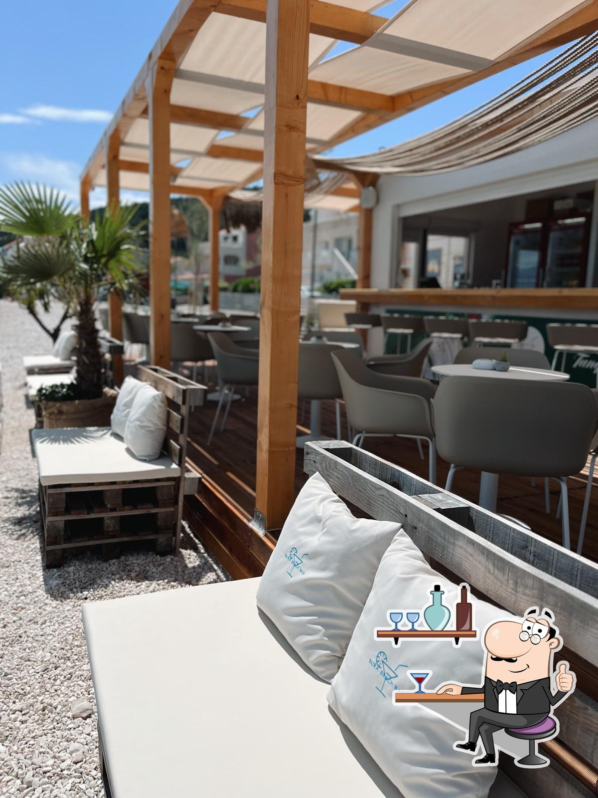 Bura Beach Bar, Slatine - Menu del ristorante, prezzi e recensioni