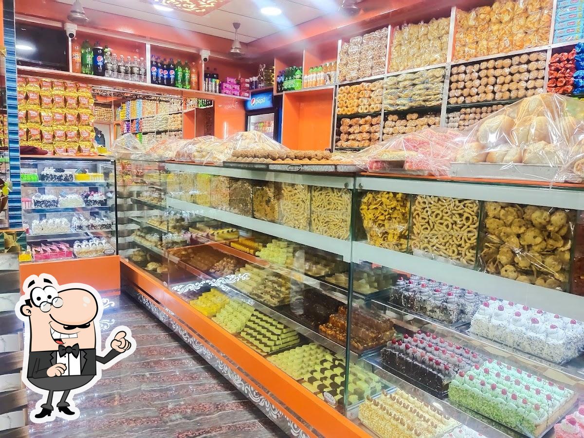 Eswari sweet and bakery, Chennai - Restaurant reviews