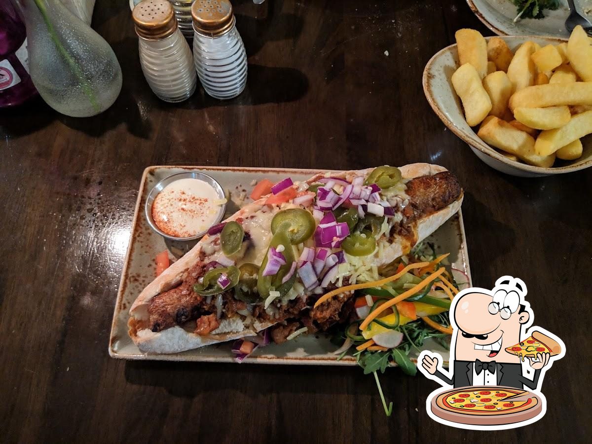 The Oxford, 662 Whitworth Rd in Rochdale - Restaurant menu and reviews
