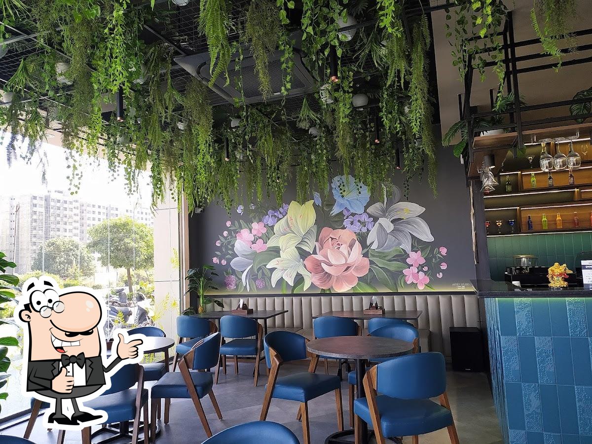 The Green Spice Multicuisine Restaurant & Cafe, Surat - Restaurant reviews