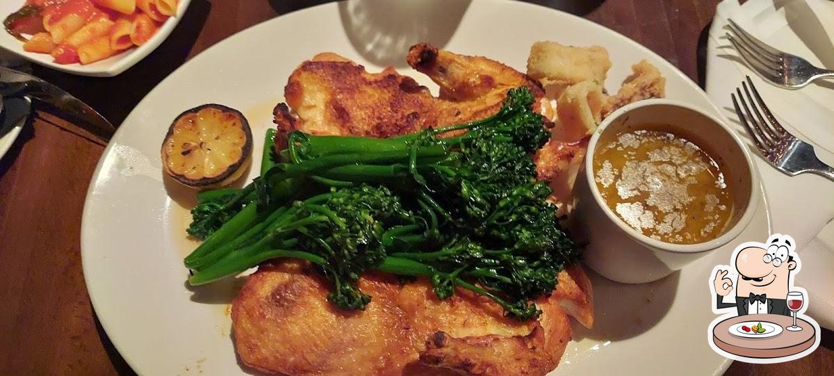 Carmine's Rosemont in Rosemont - Restaurant menu and reviews