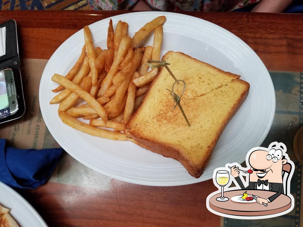 Shark Pit Bar & Grill, 4001 N Atlantic Ave in Cocoa Beach - Restaurant ...