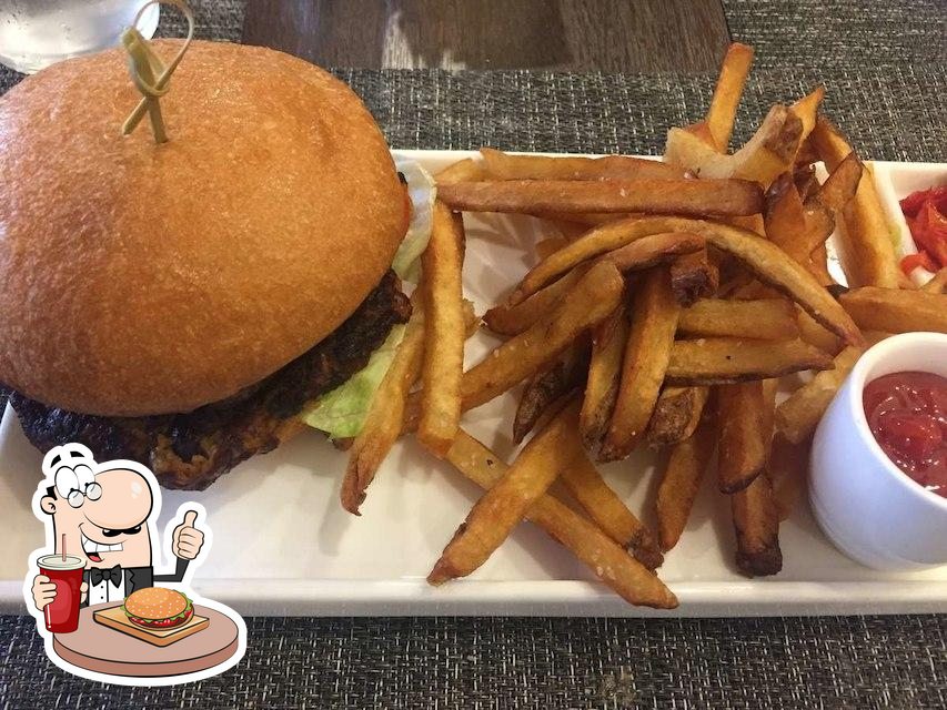 Justice Urban Tavern in Los Angeles - Restaurant menu and reviews