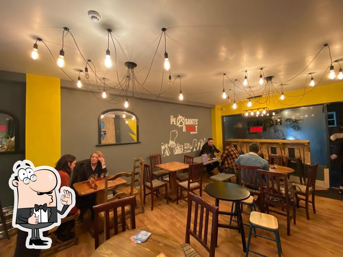 The Peasant's Revolt Micropub in Brentwood - Restaurant reviews