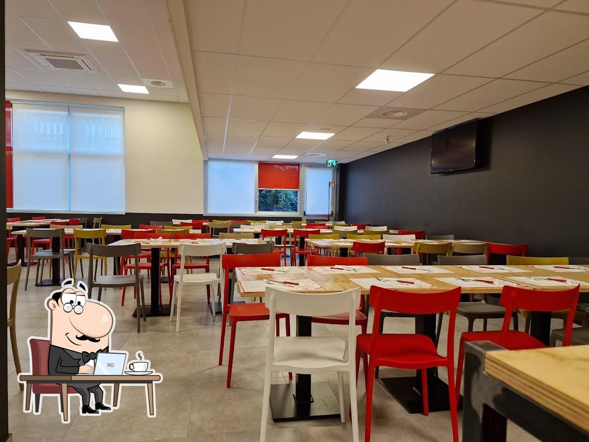 Pizzaut Monza, Monza - Menu del ristorante, prezzi e recensioni