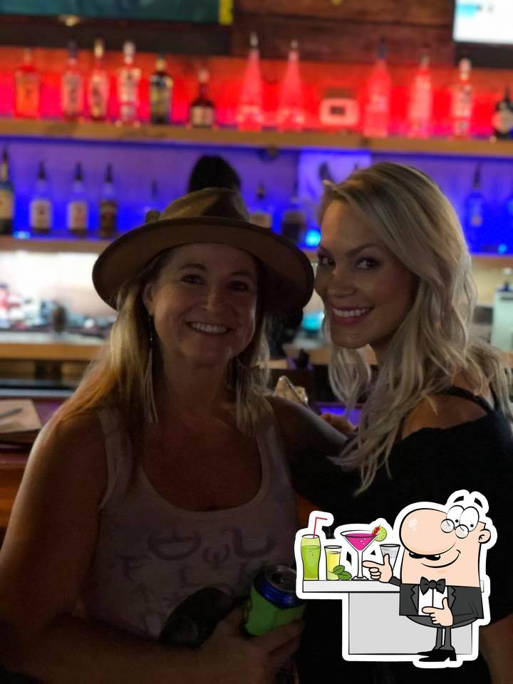 The Wild Goose Bar & Lounge in Wilmington - Restaurant reviews