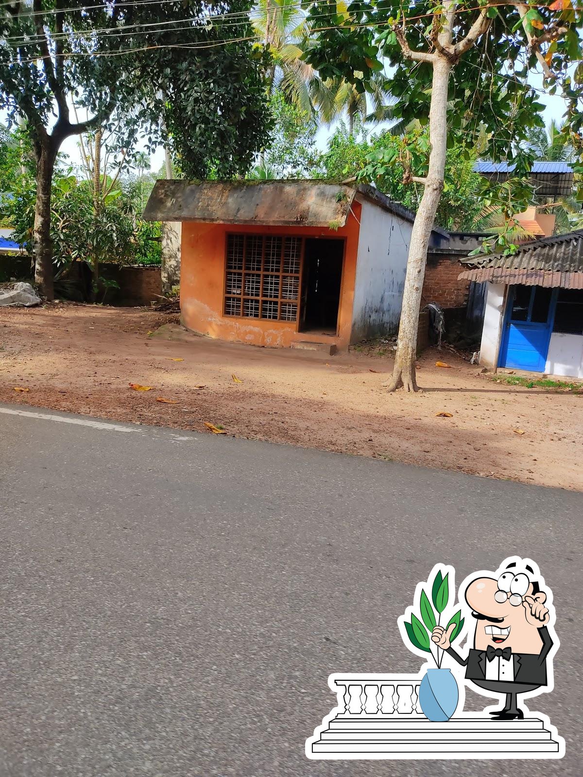 3 roopa dosa kada vithura, Vithura