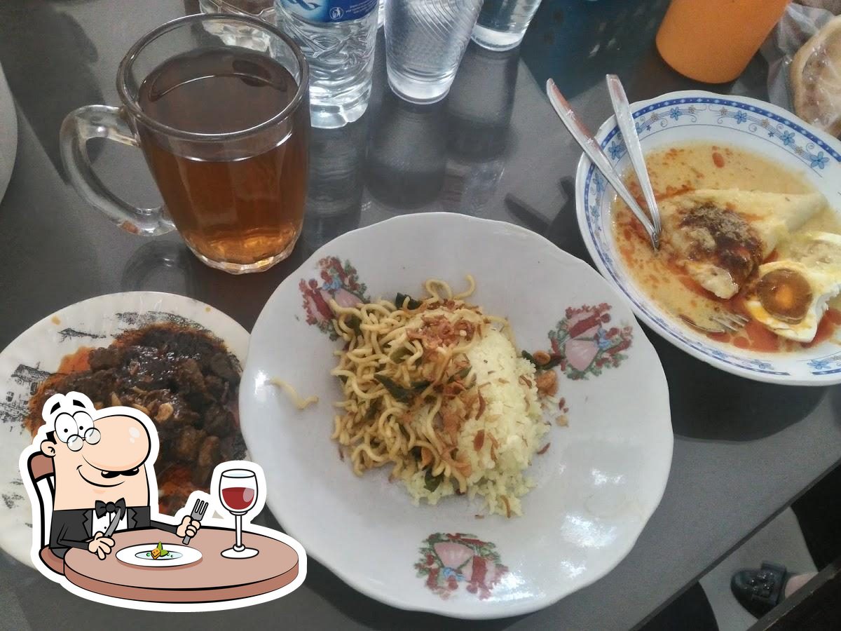 Restaurante Nasi Kuning Gunung Sintuk, Lanjas - Opiniones del restaurante