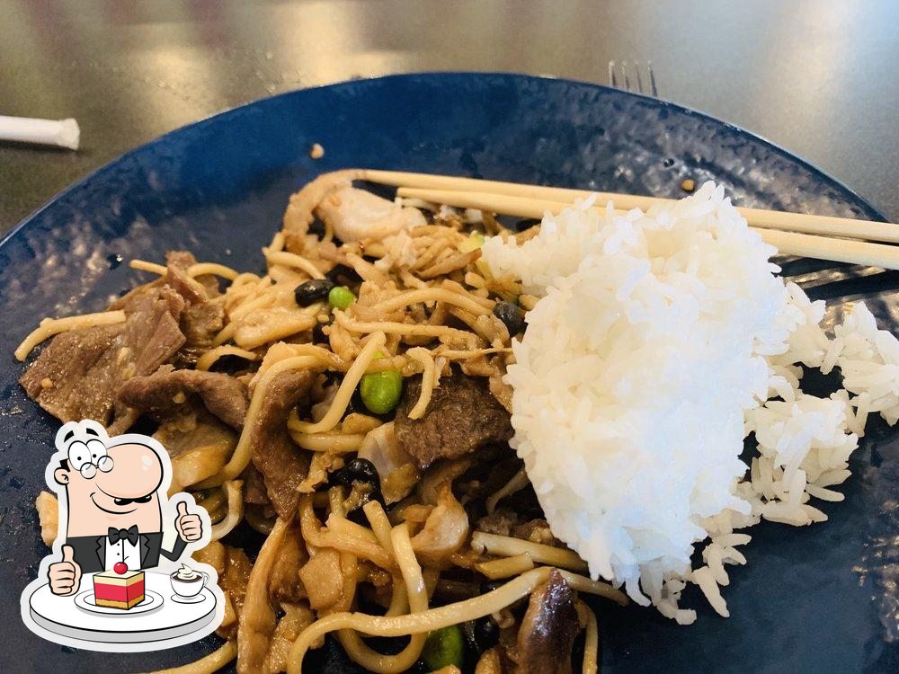 HuHot Mongolian Grill in West Allis - Restaurant menu and reviews