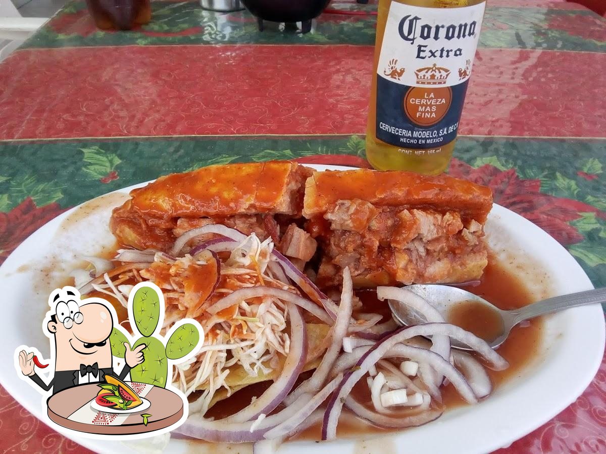Restaurante Tortas Ahogadas El Chavo, Hacienda Santa Fe - Opiniones del ...